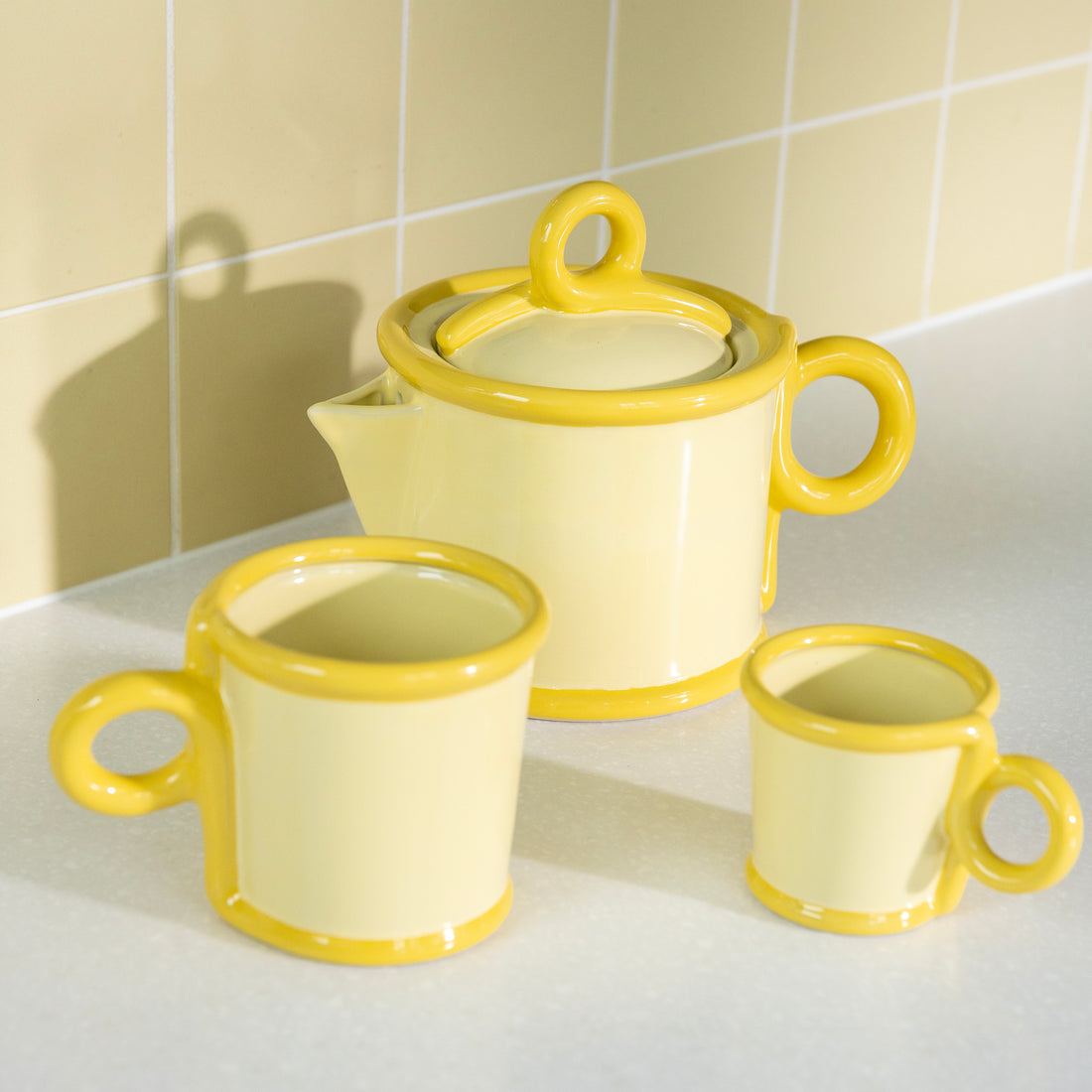 Yellow Loop Teapot – Piecework Puzzles