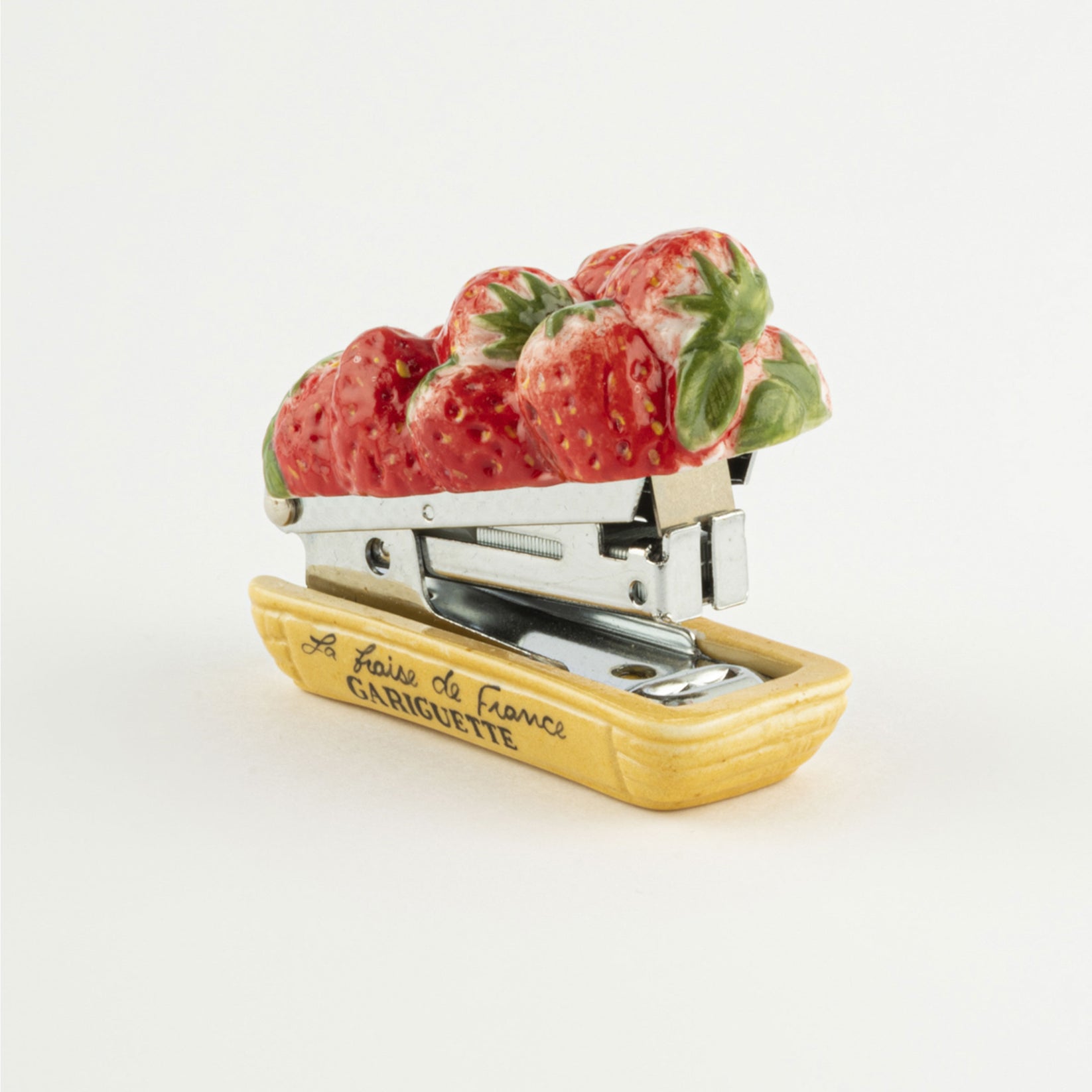 Strawberry Stapler – Piecework Puzzles