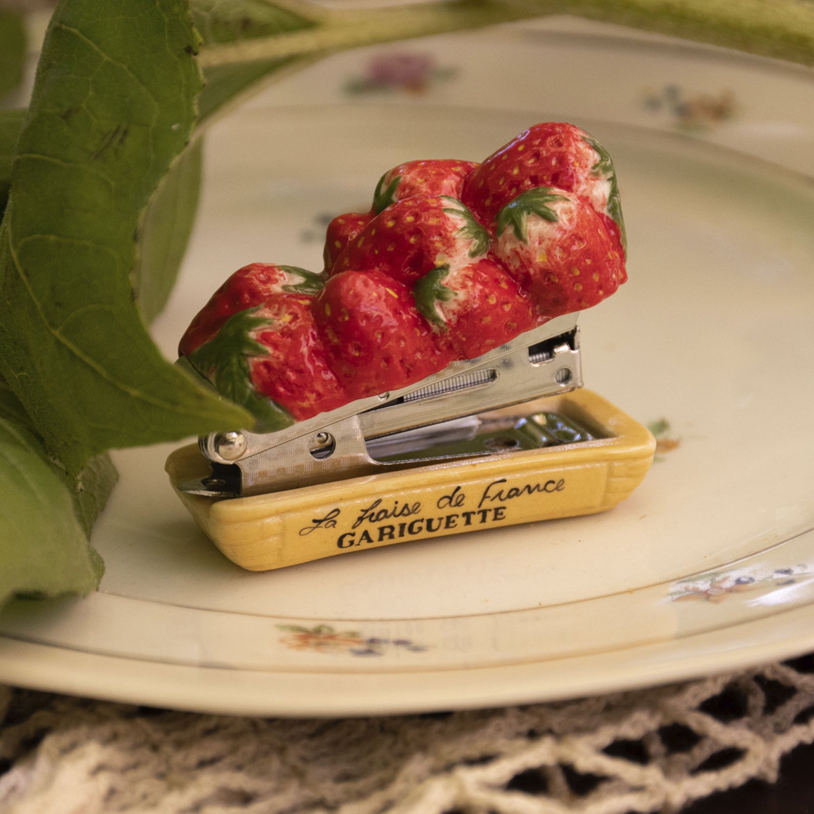 Strawberry Stapler – Piecework Puzzles